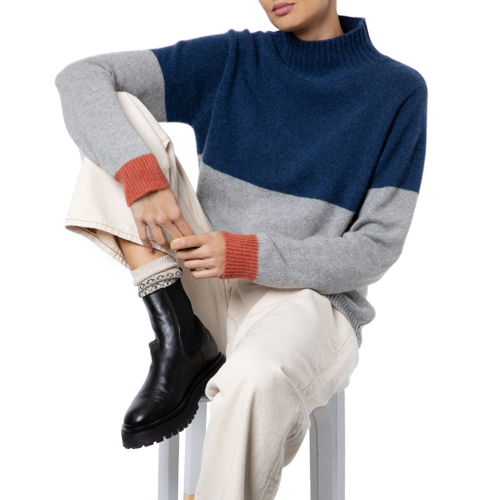 Marilyn Moore | Luxury Cashmere | Retro Print